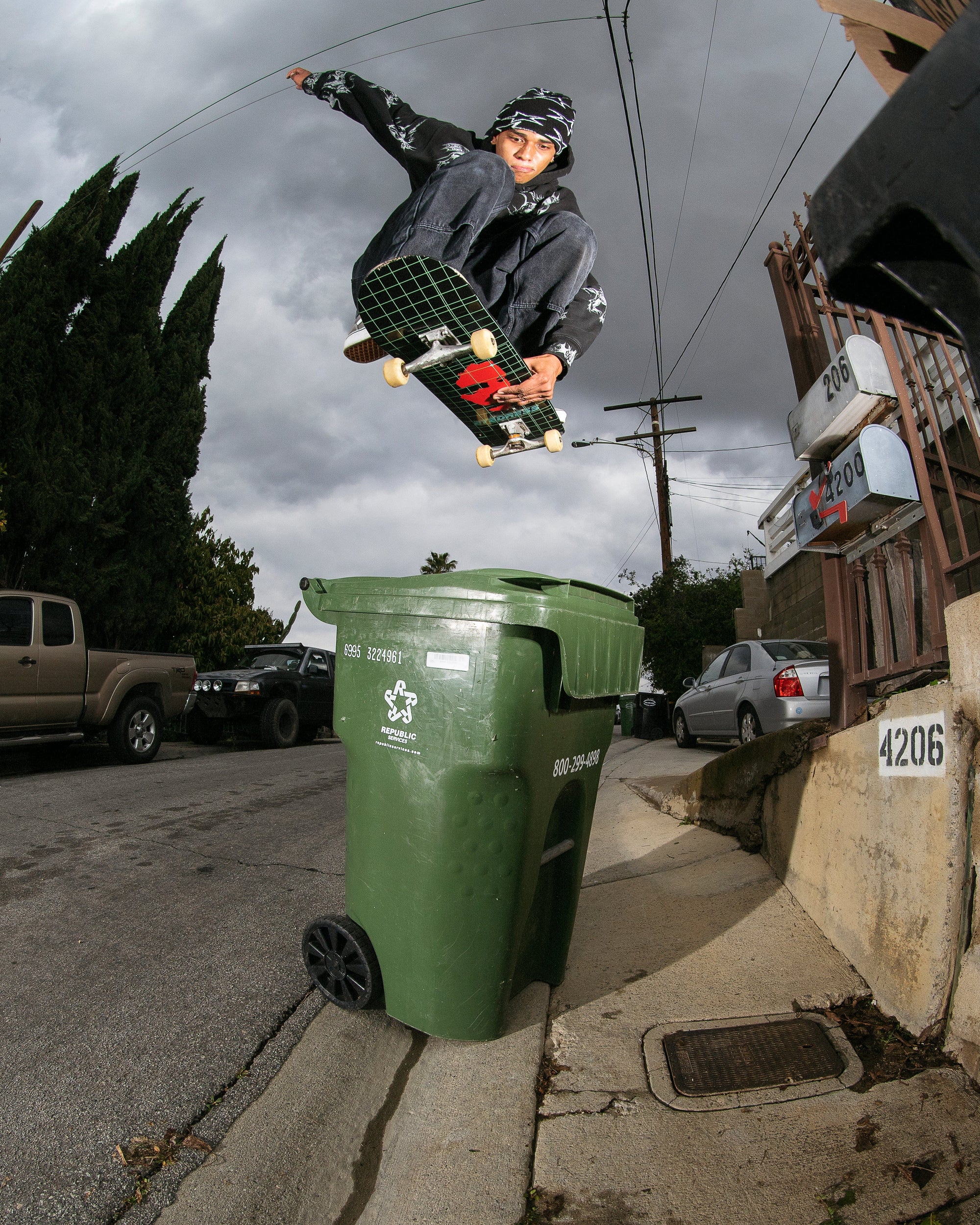 The official Eyedress website: Music & store.